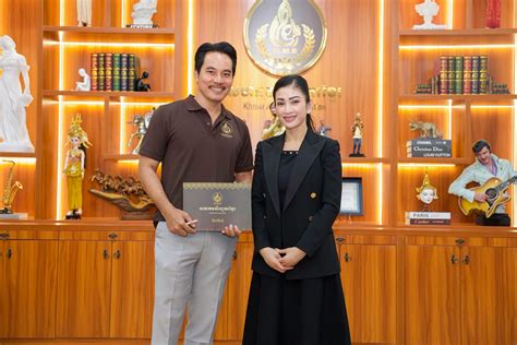 សមាគមសិល្បករខ្មែរ Added A New Photo សមាគមសិល្បករខ្មែរ