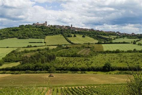 Ces villages de l Yonne vous feront craquer à coup sur Carre d info