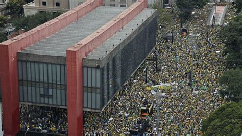 Movimento Ordem Vigilia Contra Corrupção SIGA Av Paulista reúne 1