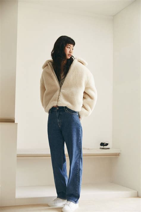 Shooting Jung Ho Yeon Pour Calvin Klein 26 Septembre 2022