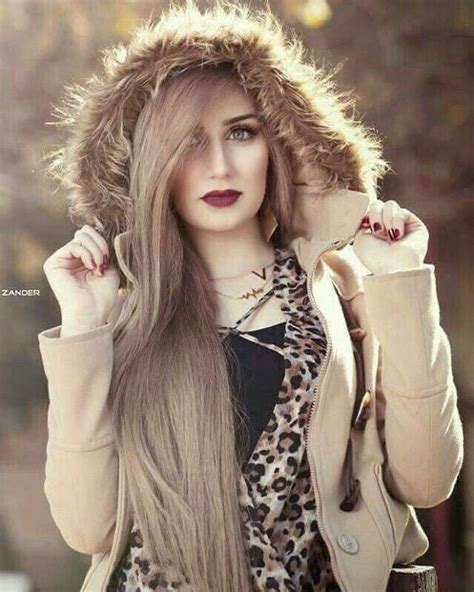 Pin By 𝒂𝒍𝒊𝒆𝒏ᒍᖇ💙😇 On کچی جوان Stylish Girl Images Stylish Girls