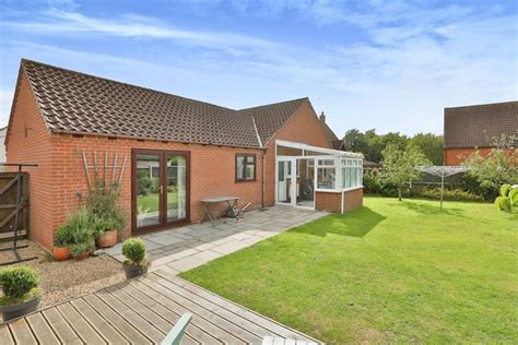 Greenway Lane Fakenham Nr21 5 Bedroom Detached Bungalow For Sale