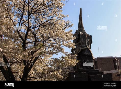 Statue Of Samurai Kiyomasa Kato Daimyo In Kumamoto Japan Stock