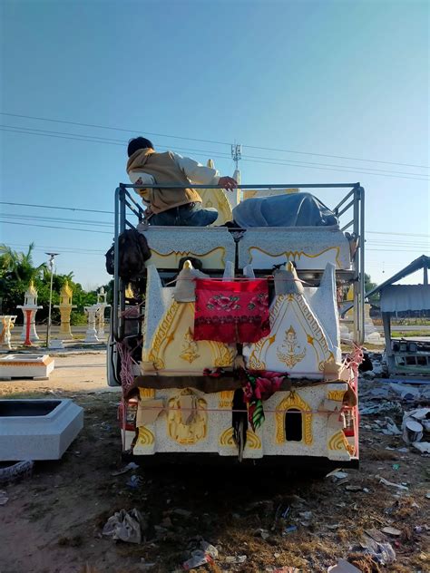 ดันต่อgo To ชัยภูมิค่ะ🚛🚛 เจดีย์ ธาตุ ศาลพระพรหม ศาลพระภูมิ ศาลเจ้าที่ ศาลตายาย เจดีย์