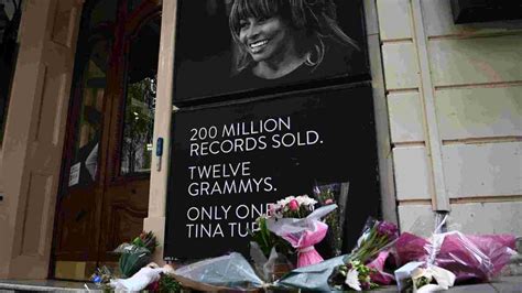 La Malattia Che Ci Ha Portato Via La Regina Del Rock Tina Turner