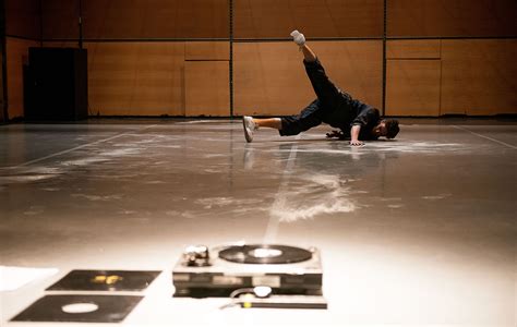 Umbra Penumbra Antumbra Projects Flat Time House