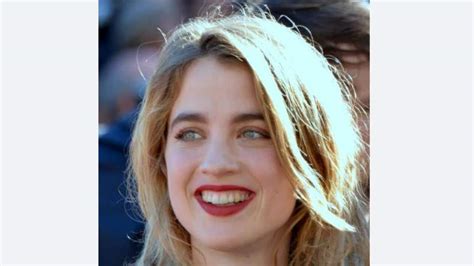 Personnages Adèle Haenel Sbs French