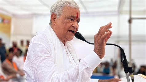 Big Blow To BJP Agriculture Minister Kirori Lal Meena Resigns
