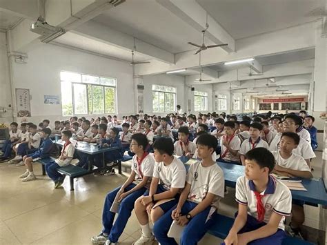 「2024百场心理公益巡讲·第34场」青春期男生女生心理专题讲座 知乎