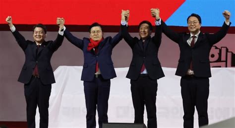 마지막 합동연설회마저 난타전金 선두 굳히기 Vs 安·千·黃 추격 아주경제
