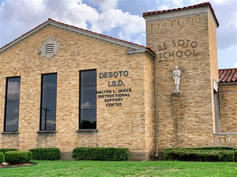 Desoto Isd Responds To Safety Concerns After Alerts Issued On 2nd Day