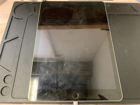 充電ができなくなったipad第9世代も即日で修理します！ 【最安値】iphone修理のクイックリペアプラス鹿児島店