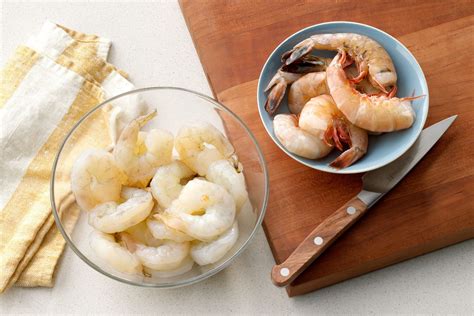 How To Clean Shrimp Steps For Peeling And Deveining Shrimp