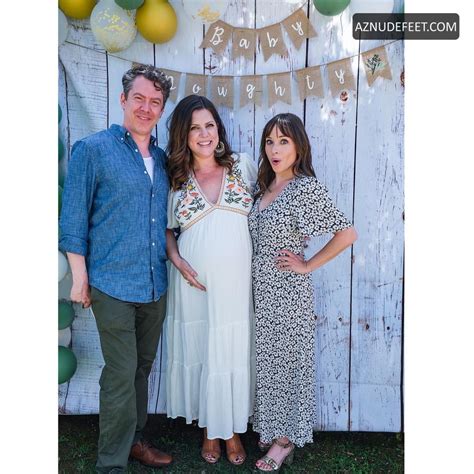 Natalie Lander Feet Aznudefeet