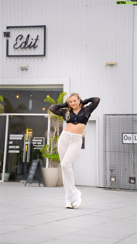 Sofya Plotnikova Instagram I Stole Cupids Arrow So I Can Steal Your Heart 💘👼🏼🪽 Gethu Cinema