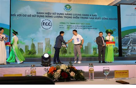 Giải Thưởng Sử Dụng Năng Lượng Xanh đối Với Cơ Sở Sử Dụng Năng Lượng