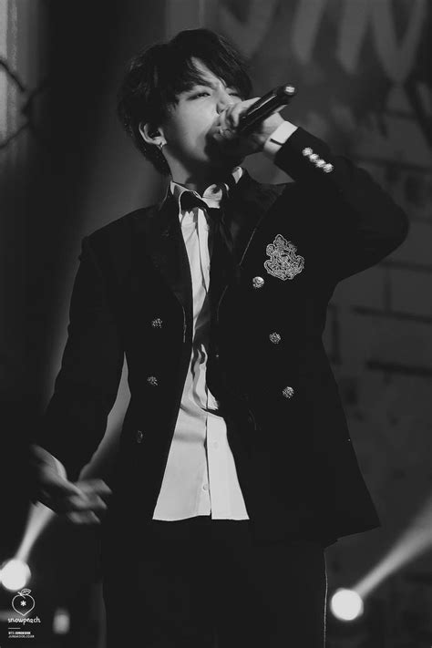 정국님의 옥체 컬렉션 On Twitter Jungkook Bangtan Bts Jungkook