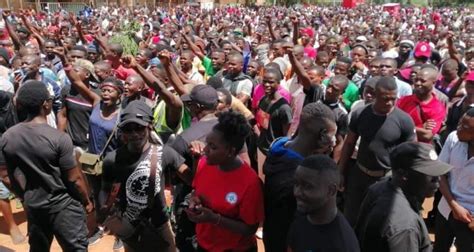 Protesters March In Lilongwe Malawi 24 Latest News From Malawi