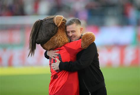 Fc Bayern Alexander Straus Wird Als Trainer Bei Topklub Gehandelt