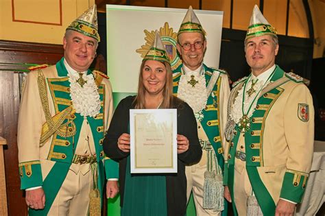 Krefeld Frisches Outfit für Prinzengarde
