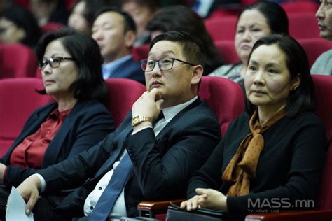 Нийслэлийн ЗДТГ ын харьяа байгууллагуудын 283 алба хаагчийн дунд хэлэлцүүлэг зохион байгууллаа