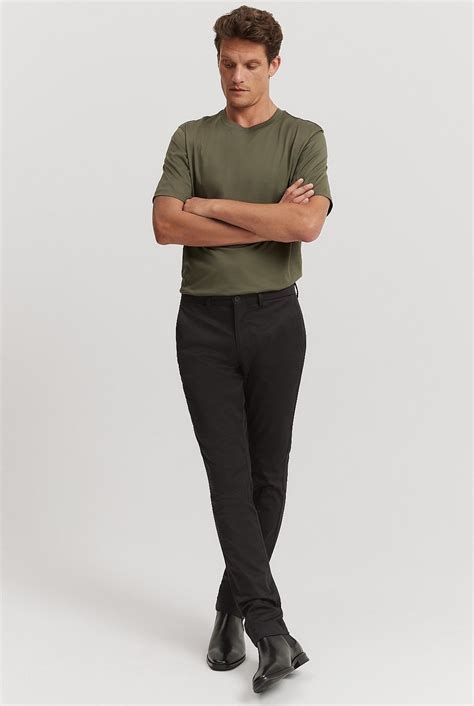 Black Travel Boot Event Country Road