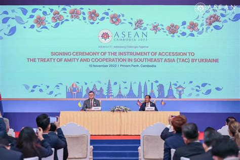 រដ្ឋមន្រ្តីការបរទេស និងអគ្គលេខាធិការអាស៊ាន