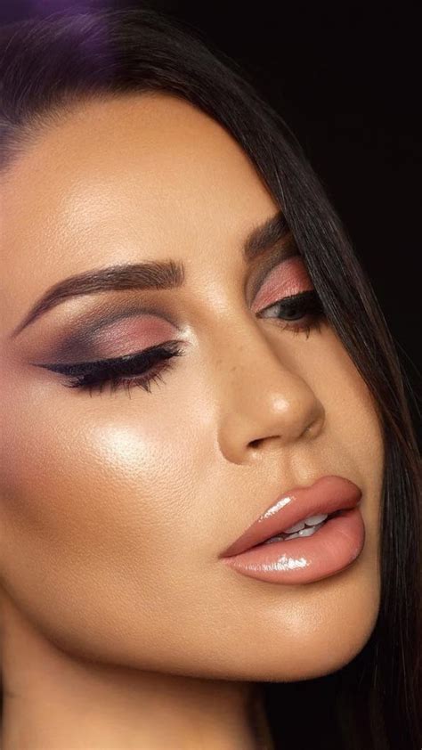 Pin On Lips Face Makeup