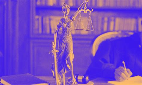 Chocan Lenia Batres Y Norma Piña Por Reforma Judicial