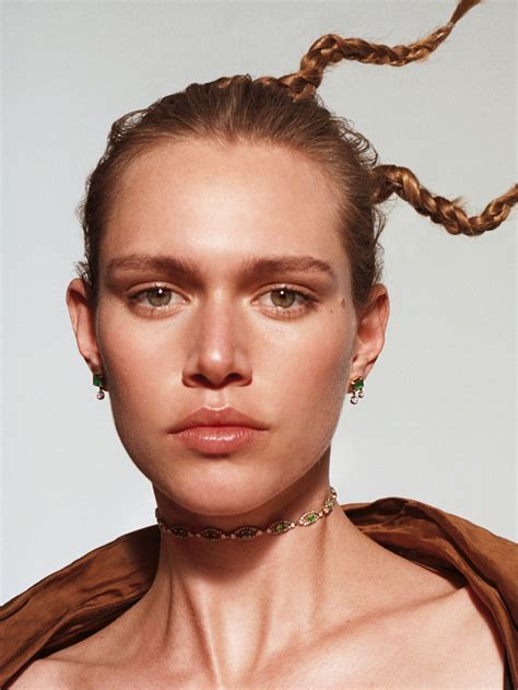 Leandra la marca de joyas para llevar a diario con la ilusión de ser legadas Vanity Fair