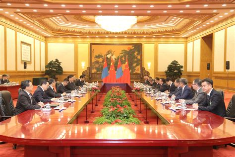 Ерөнхийлөгч Ц Элбэгдорж БНХАУ д төрийн айлчлал хийж байна