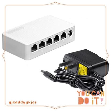 5 พอร ต 100Mbps Ethernet Switch Mini Switch Ethernet Splitter พลาสตกสขาวพร อมสายไฟ US Plug
