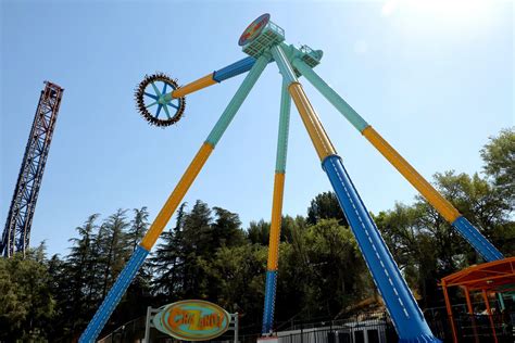 Crazanity Six Flags Magic Mountain