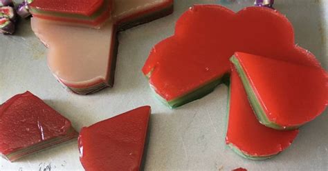 Resep Lapis Sagu Bunga Oleh Dinda Prilia Cookpad