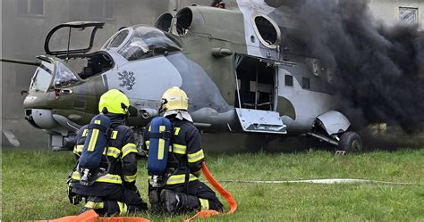 美國空軍2架阿帕契直升機相撞墜毀 機上士兵3死1傷 國際 Ctwant