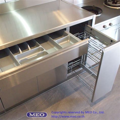 ชุดครัวสแตนเลส