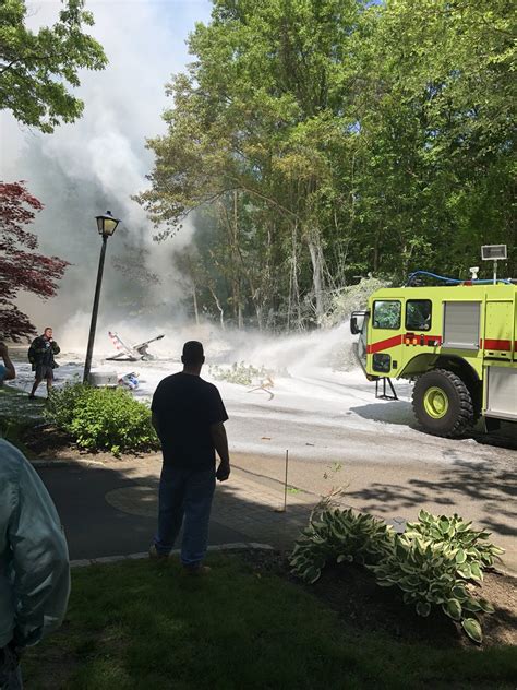 Geico Skytypers Pilot Killed In Long Island Plane Crash Abc7 New York