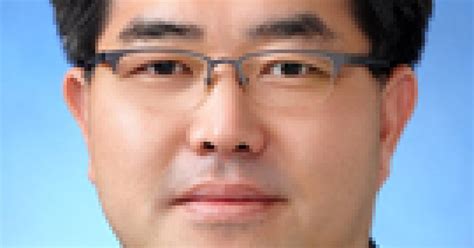 홍영림의 아웃룩 선전·선동 도구로 의심받는 여론조사