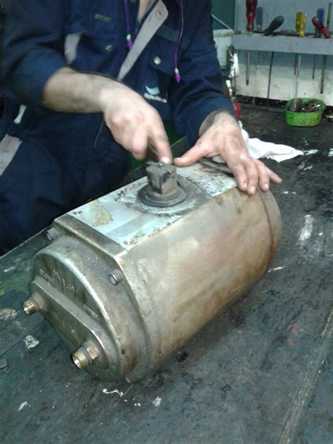 Main Starting Valve Overhauling Gr