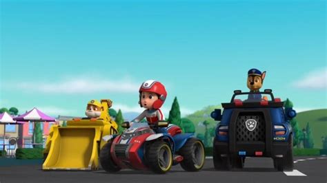 Watch Paw Patrol Pups Stop A Super Shaker Pups Save A Flying Farmhouse