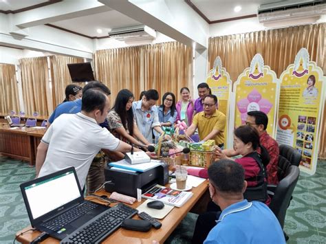 จัดประชุมคณะครู และบุคลากรทางการศึกษา เพื่อเตรียมความพร้อมก่อนเปิดภาค