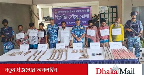 ভোলায় যৌথবাহিনীর অভিযানে দেশীয় অস্ত্রসহ ৭ সন্ত্রাসী আটক