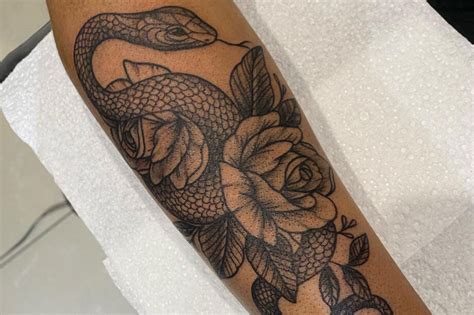 Meaning Of Snake With Rose Tattoo At Angela Bates Blog