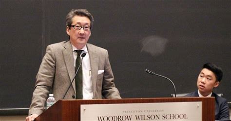 북한과 대화창구 강조하는 빅터 차 Csis 한국 석좌