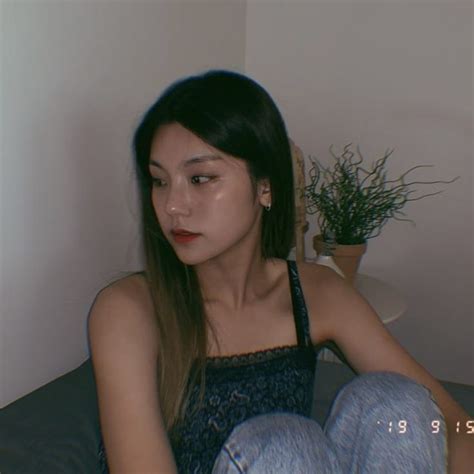 Hwangyeji Yeji Itzy Itzyyeji Yejiicons Itzy Entry