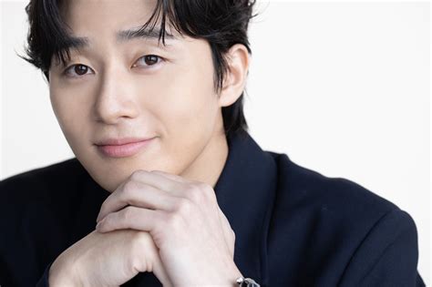 “슬럼프는 데뷔 전…몸 던져 일하고 싶다” 박서준의 ‘드림 [인터뷰] 셀럽미디어