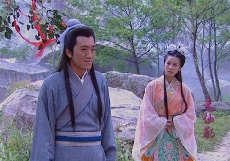 杨子 黄圣依杨子搂黄圣依猛亲秀恩爱 可可情感网