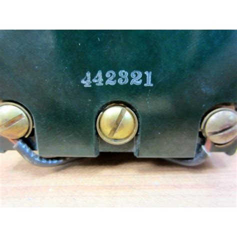 Eatoncutler Hammer E 1417 Toggle Switch E1417 New No Box Mara
