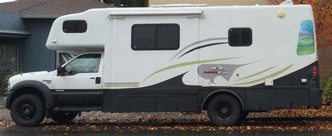 2007 Xplorer Xcursion RV F550 4x4