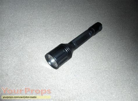 I Robot Detective Del Spooner Will Smith Hero Torch Original Movie Prop